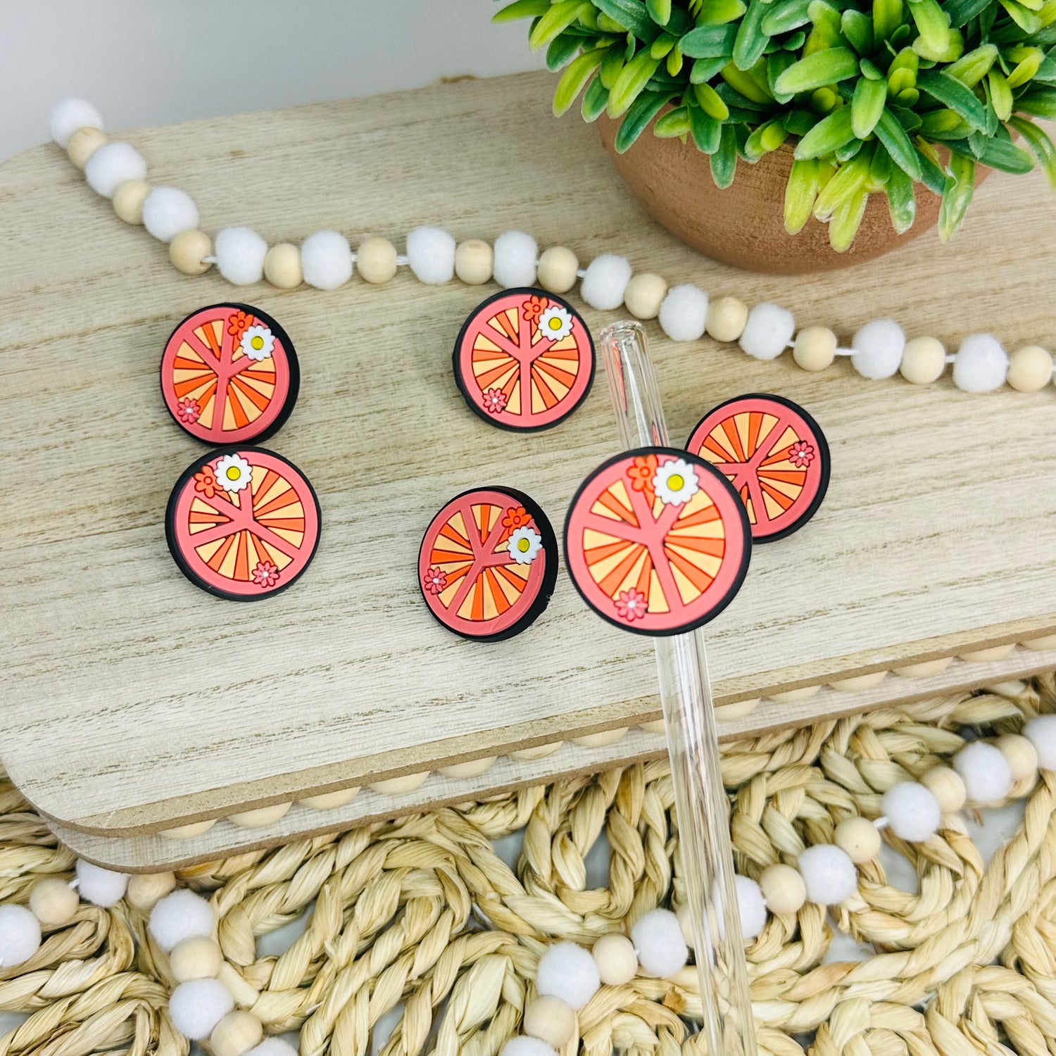 Retro Peace | Straw Charms – Mika Transfers
